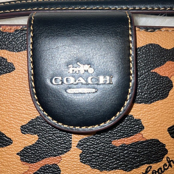 Coach | Bags | Coach Phone Wallet With Leopard Print And Signature ...